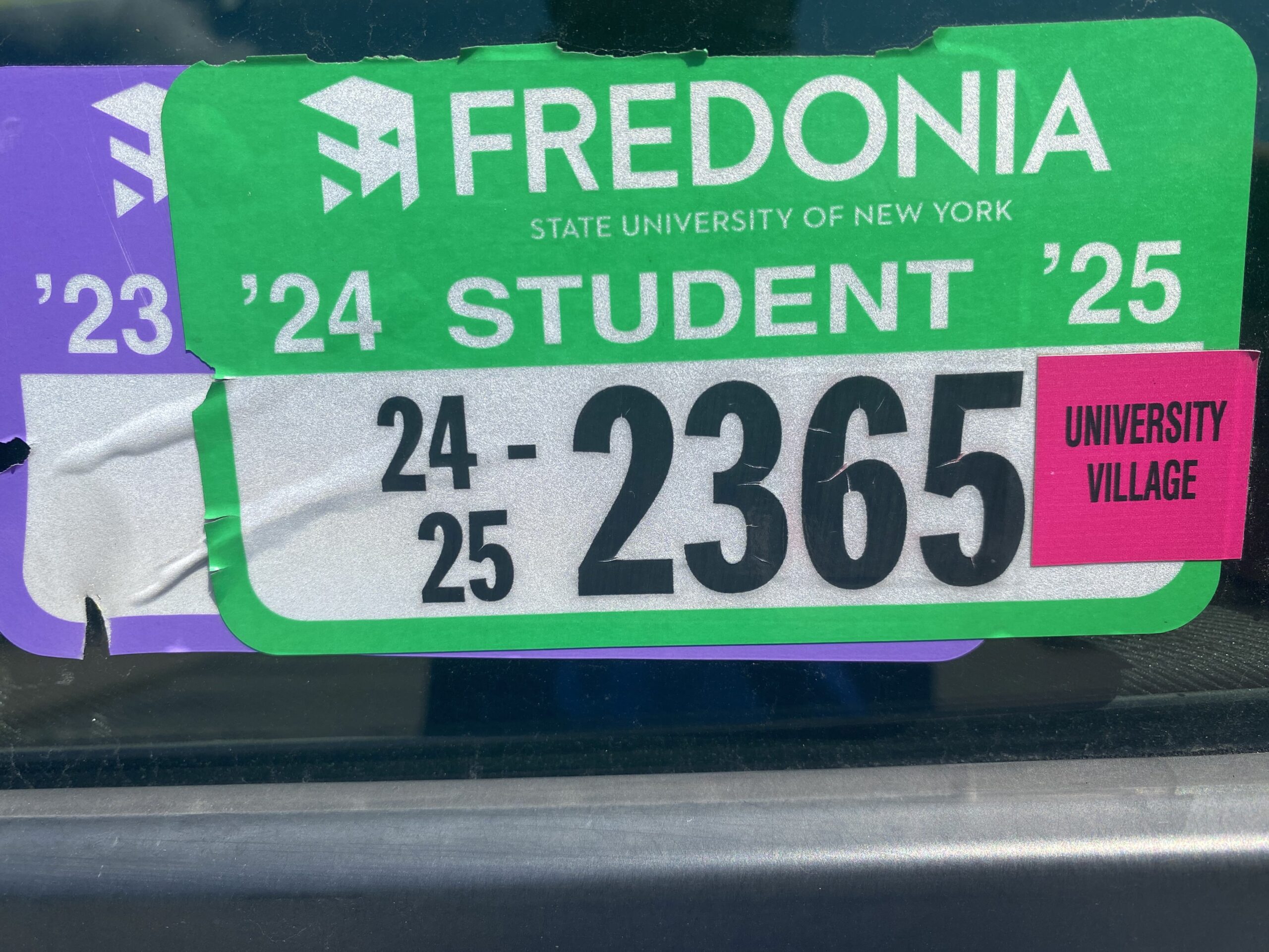 Everything you need to know about driving on campus - The Leader